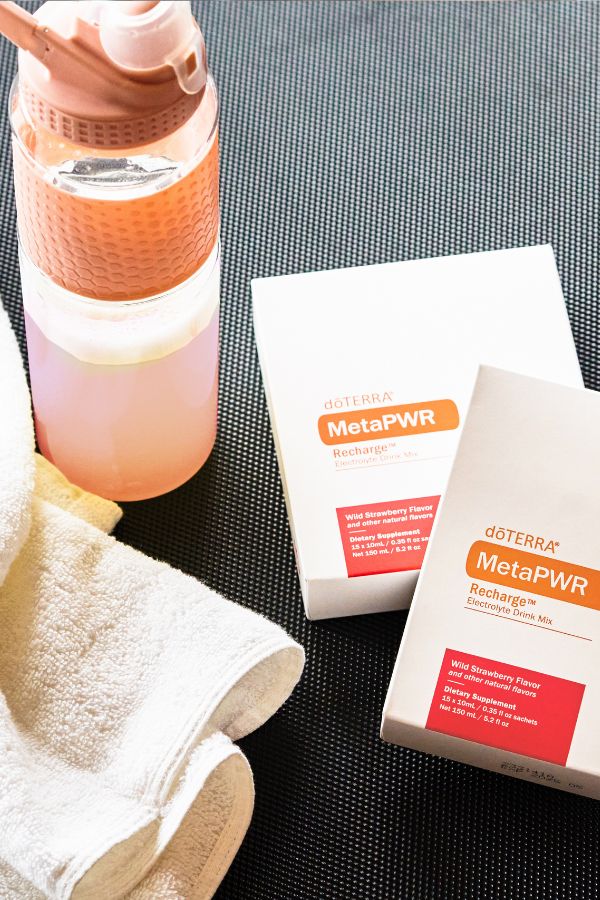 doTERRA MetaPWR Recharge Wild Strawberry | doTERRA